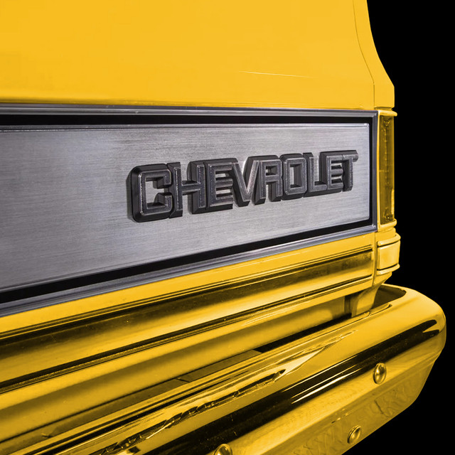 1981-87 Square Body Chevrolet Truck Tailgate Band Molding
