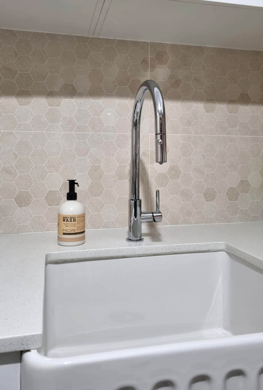 Turner Hastings Naples Kitchen Mixer Tap with Pull Out Spray | Swivel ...