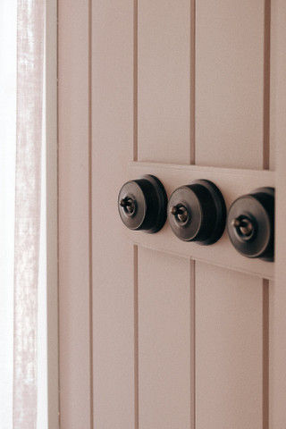 Tradco Federation Toggle Light Switch | 62mm | Antique Brass