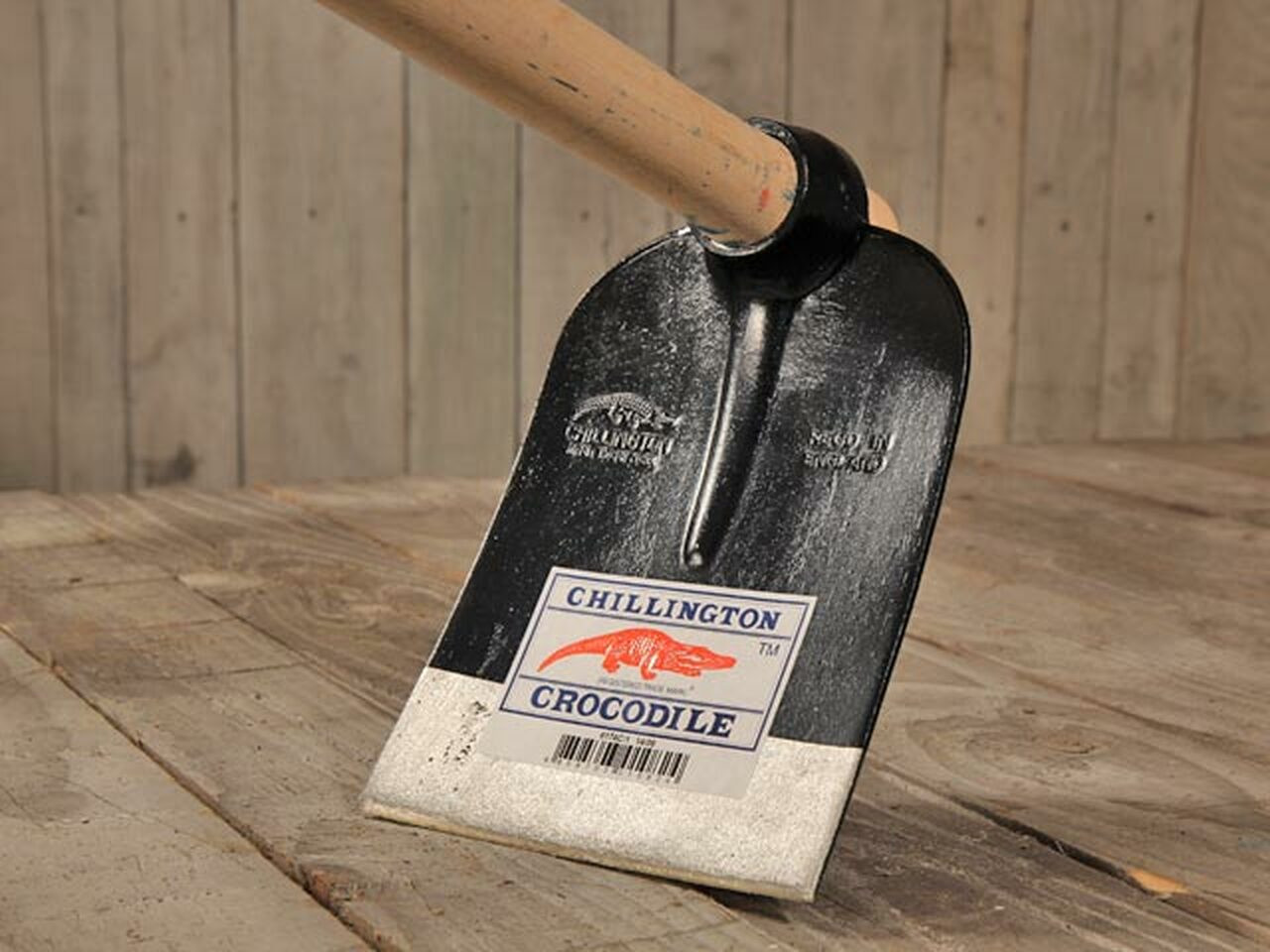 Chillington Heavy Duty Hoe - Long Life Garden Tools