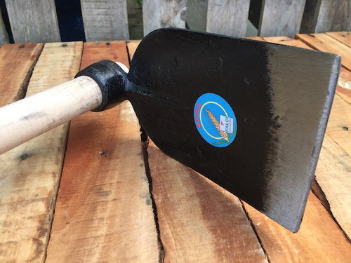 Chillington Heavy Duty Hoe - Long Life Garden Tools