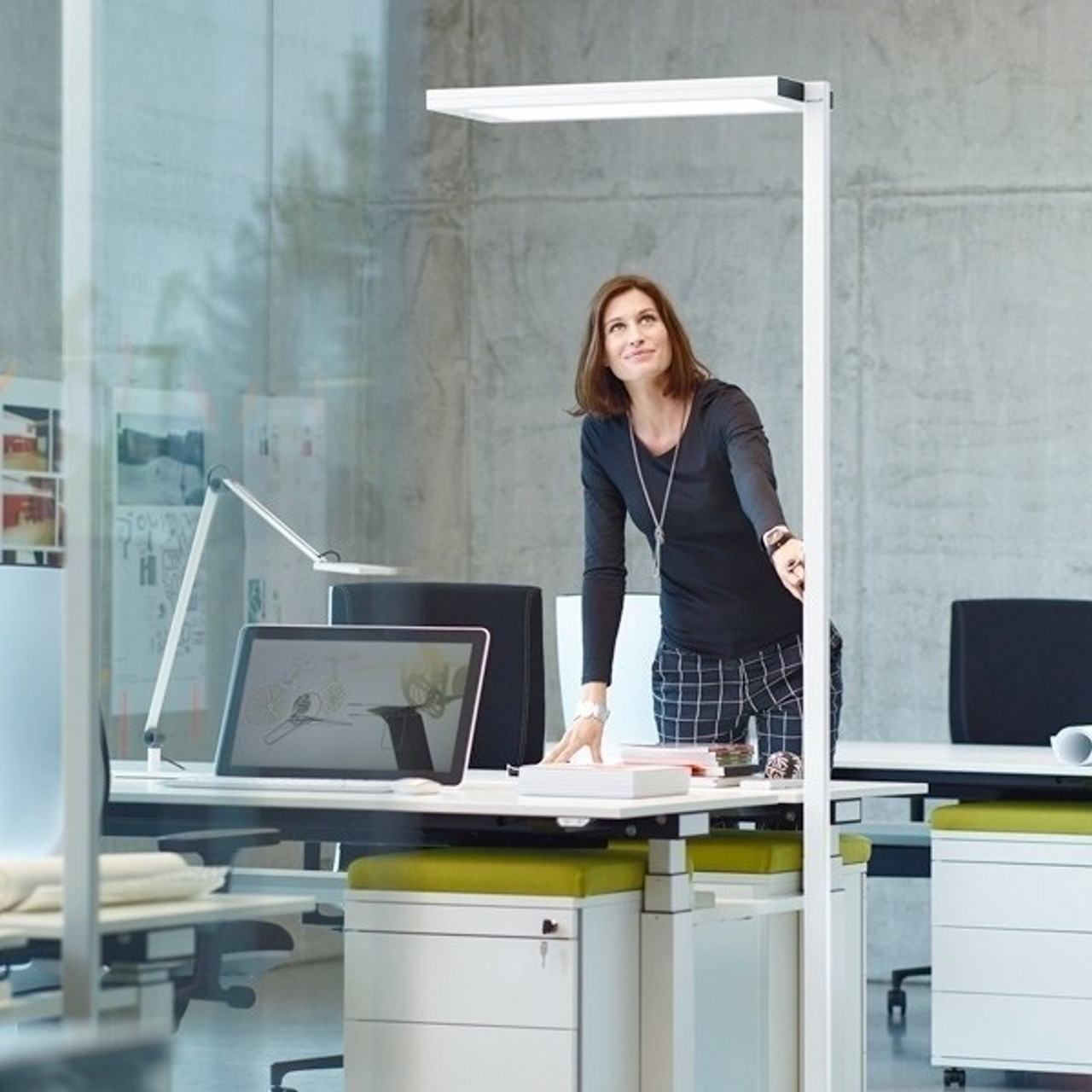 WALDMANN Lavigo LED staande vloerlamp