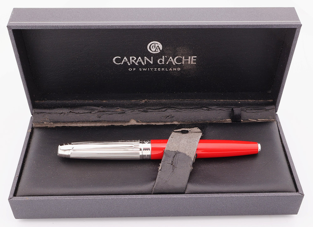 Caran D'Ache Leman Ribbed Fountain Pen - Red Barrel w Ribbed Silver Cap ...