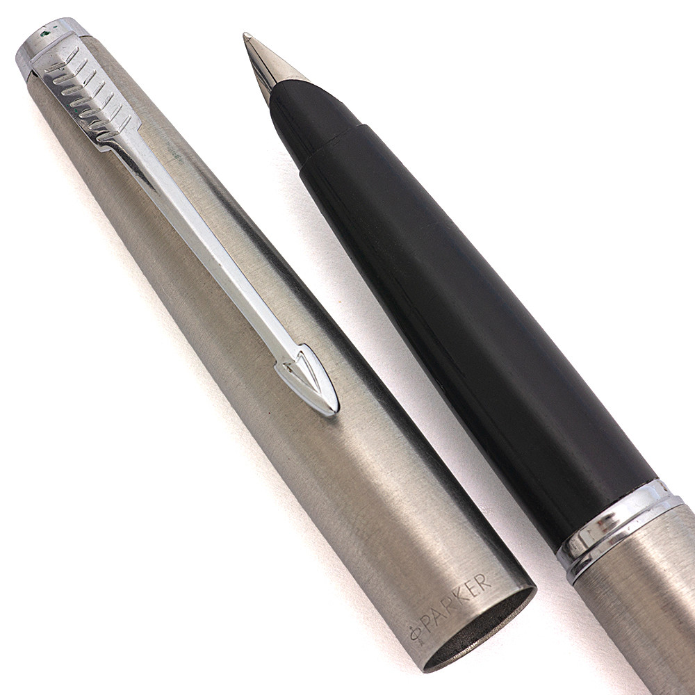 Parker 45 Flighter Fountain Pen (1979-89) - Chrome Trim, C/C, Fine ...
