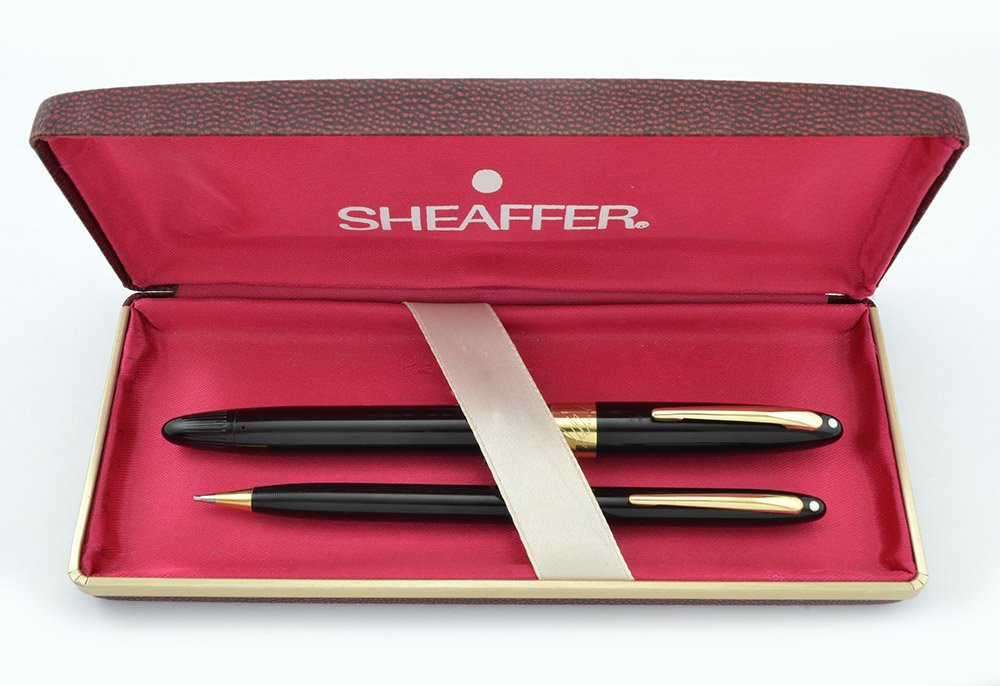 Sheaffer Signature Touchdown Set - 14k Cap Bands, Burgundy, Fine ...