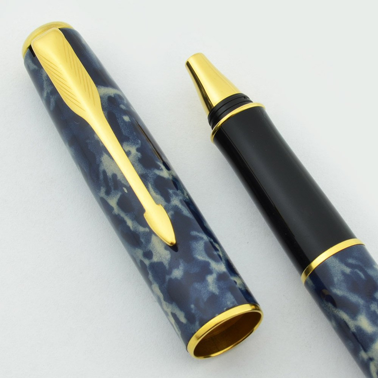 Parker Sonnet Rollerball Pen - 1994, Laque Indigo, Gold Trim (Excellent) - Peyton Street Pens