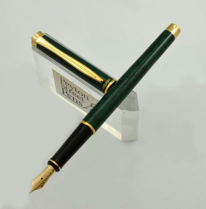Pelikan New Classic P381 Fountain Pen - Green Marble, Gold Trim, 14k ...