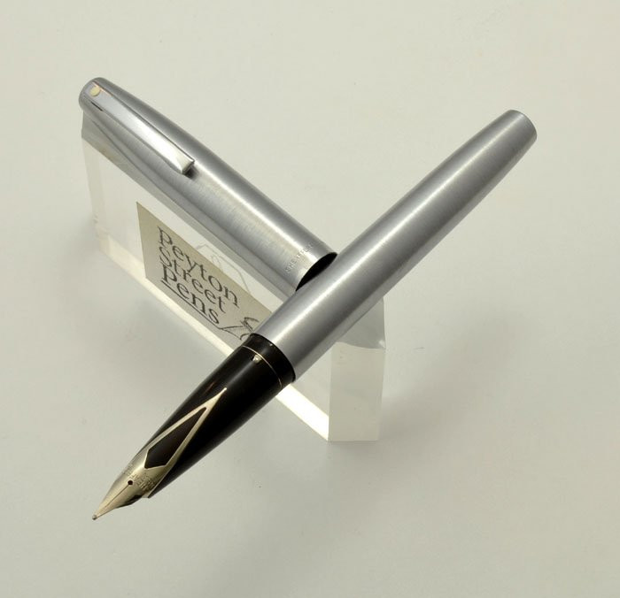 Sheaffer Triumph Imperial (1990s) Fountain Pen- Brushed Chrome, Medium ...