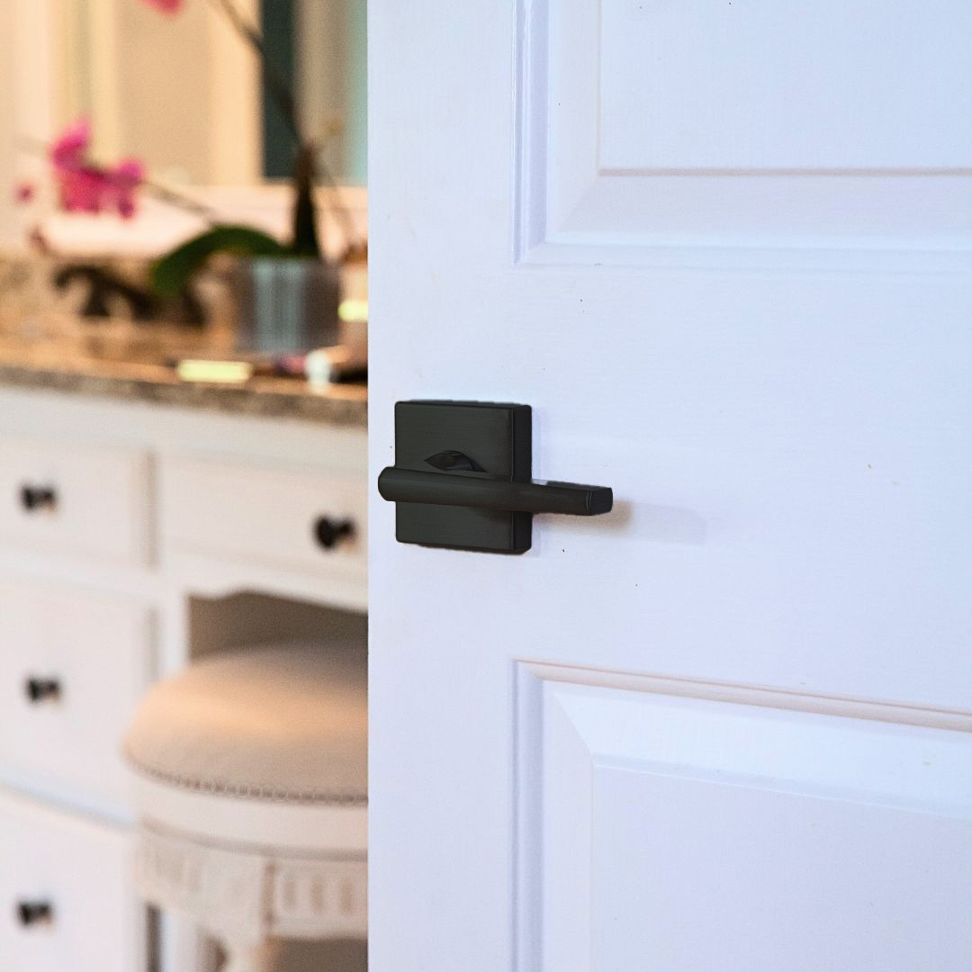 Tampa with Square Trim Privacy Leverset - Delaney Hardware