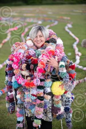 39461567-Lisa Hellings created thousands of pom -poms and was the ...