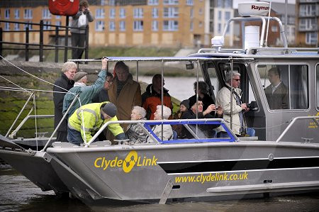 14466557-Photo Jamie Simpson The Renfrew to Yoker Ferry run by SPT ...