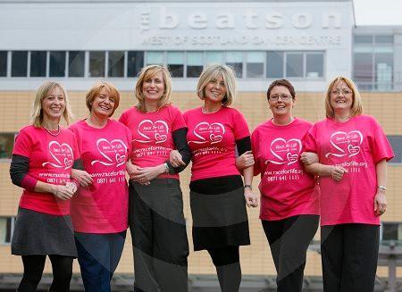 17292757-Clinical Trials Research staff at the Beatson Cancer Centre at ...