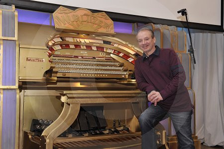 13986861-Phil Kelsall, organist at Blackpool Tower with a Wurlitzer ...