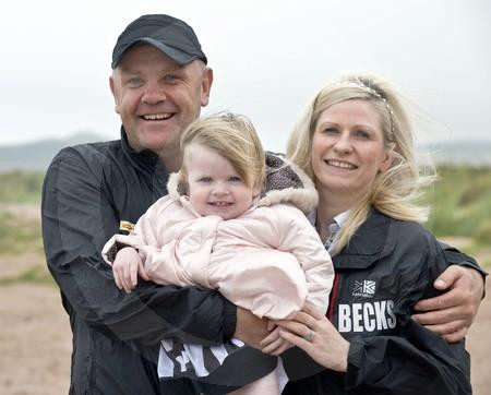 25385953-Mike Welsh aged 42 from West Kilbride, Ayrshire, is running ...