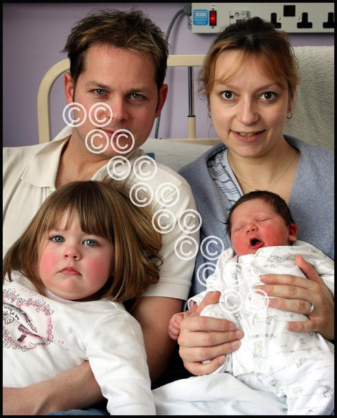 40423709-Christmas Day babies at Princess Anne Hospital Southampton ...