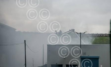39346981-Fire crew at a major fire at Shee recycling in Birtley Picture ...