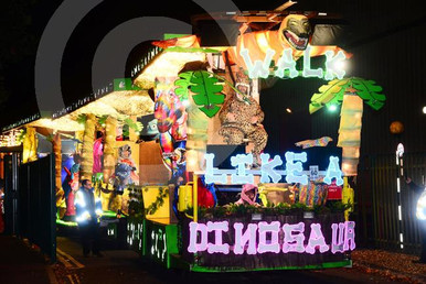 39592215-Chard Carnival 2022 ; Nunsford Nutters CC ; Walk Like A ...
