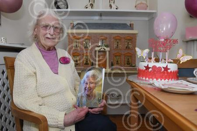 39366762-Doris Kersey, a resident at Mill House Nursing Home in ...