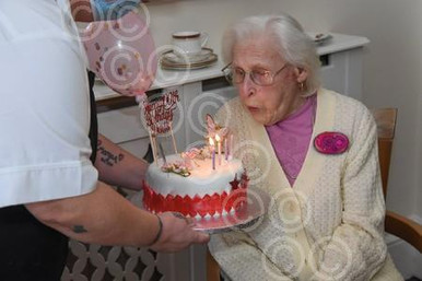 39366761-Doris Kersey, a resident at Mill House Nursing Home in ...