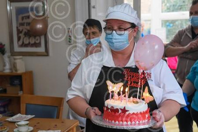 39366760-Sam Finch, chef, bring out resident Doris Kersey s 100th ...