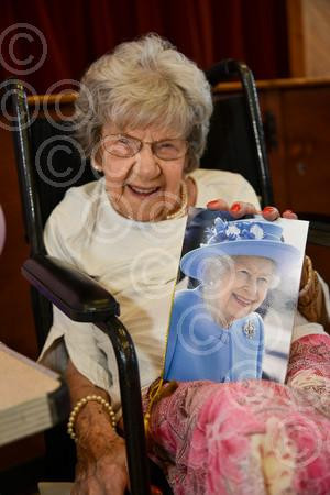 39540261-Phyllis Webster celebrates her 100th birthday with a family ...