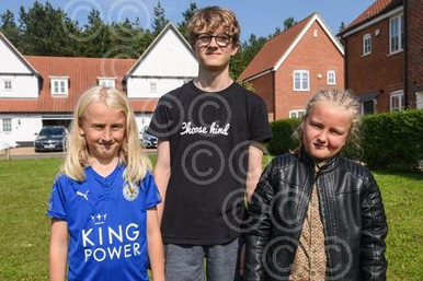 39037344-Oscar Branston-Tilley middle , with his brothers Blake and ...