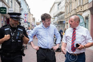 39470647-Tom Hunt MP of Ipswich, alongside Tim Parsons Crime ...
