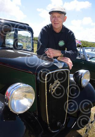 39460118-Bob Smith of the North Norfolk Classic Vehicle Club, with his ...