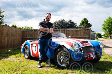 39451538-Stuart Shand has created a Union Jack flag on his AUstin ...