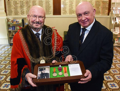 39651492-Great Yarmouth Borough Council mayor, Graham Plant, left, and ...