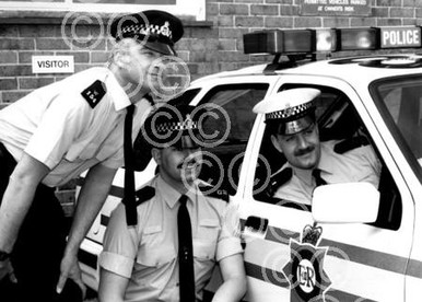 29259799-Argus Looking Back Yesterdays Police officers Dave Watlkins ...
