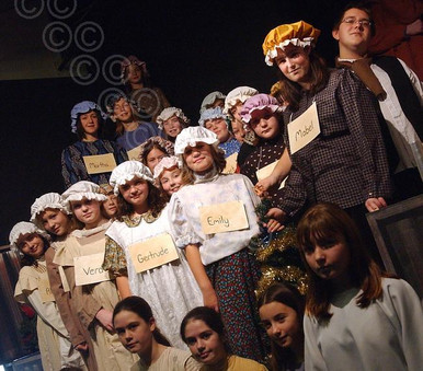 39668111-NEWBRIDGE COMPREHENSIVE XMAS SHOW SWA PIC PETE DASH 15. 12. 03 ...