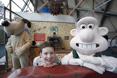 14466547-Wallace and Gromit with Josh Oxby (11) from Strathblane at ...