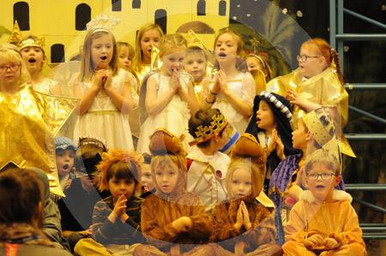 35811381-Dilton Primary School Nativity. Shine Star Shine Nativity ...