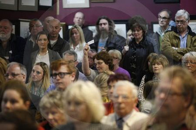 24339805-Terry Howson Sale at McTears Auctioneers Pictured Placing bids ...