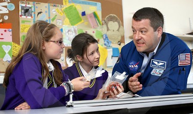 15113298-NASA Astronaut Nicholas Patrick pictured with St Peter the ...