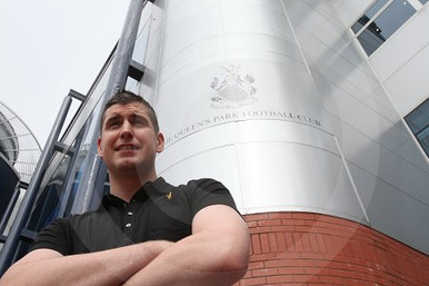 17680661-Pictures Mark Gibson Herald&Times Sport Juniors Goalkepper ...