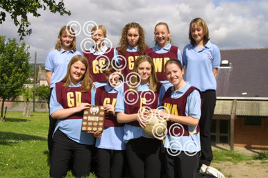 39832670-The year 9 winning Netball teams from Ysgol Y Grango..L-R ...