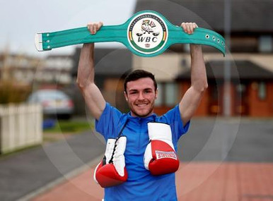 26583293-Scottish boxer Jonathan Slowey at his home in Barlanark. He is ...