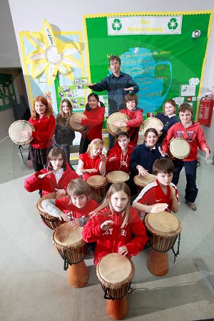 14380119-Hyndland Primary School pupils taking part in the Sport Relief ...