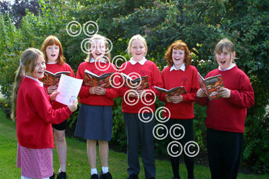 39879394-These Pupils of Upton Mill View school in Chester .have been ...