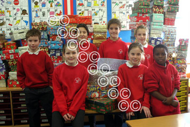 39885718-Ysgol Emmanuel Rhyl has collected over 130 shoe boxes for the ...