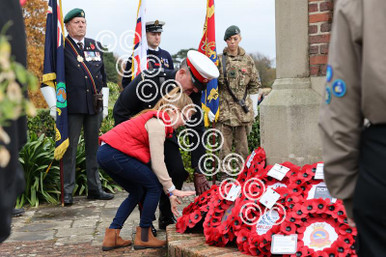 39892910-Remembrance Sunday parade through Poole Park and service at ...