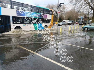 39914381-Flooding in Botley Road, Oxford 468792249-nqo NQ/05012024 ...