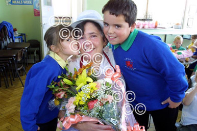 40037742-MRS MARGARET JONES COOK OF ACREFAIR SCHOOL RETIRES ..Margaret ...