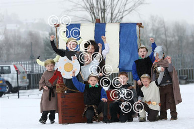 40037720-SWT090209C.Pictures taken at Acrefair School of a history day ...