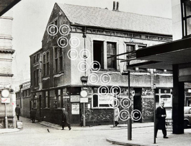40055913-Ship Gates, Bolton, 1969 552985017-ben BNE_30/10/2024_22_brew ...