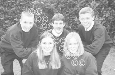 40060782-Chester bygones Christleton High School canoeists Natalie Bunn ...