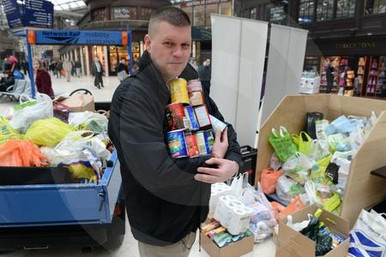 27179759-Picture Nick Ponty Network Rail staff take food bank donation ...