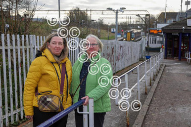 40123718-L to R: Rowena Johnstone and Julie Cloherty, members of ...
